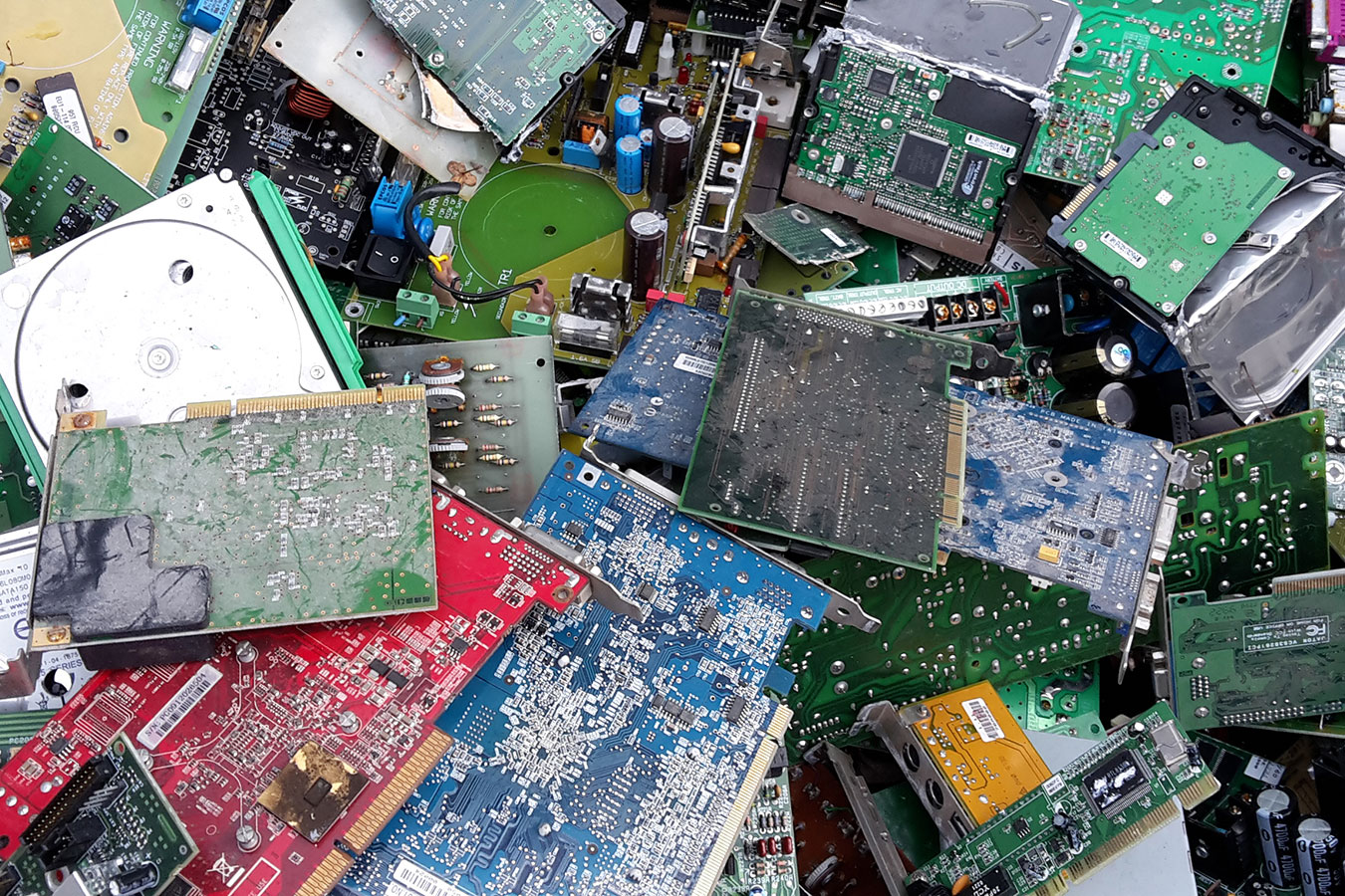Computer recycling - Metaalrecycling Hoofddorp